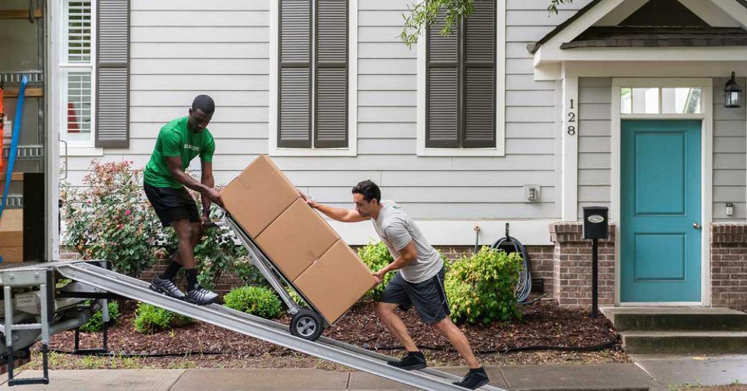 Moving to Milwaukee? Find detailed info and tips to help you get settled.